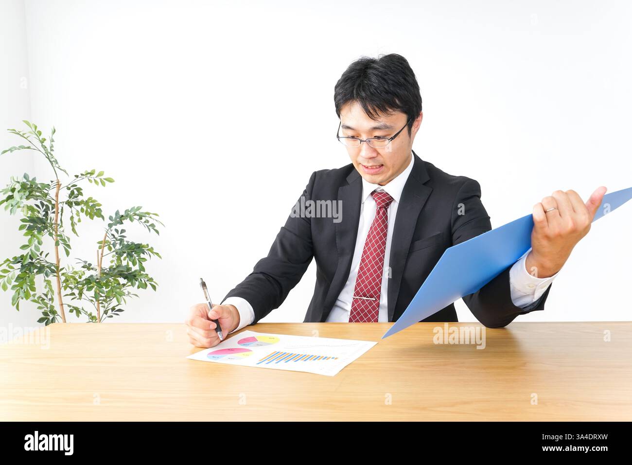 Settlement of accounts, audits and window dressing Stock Photo - Alamy