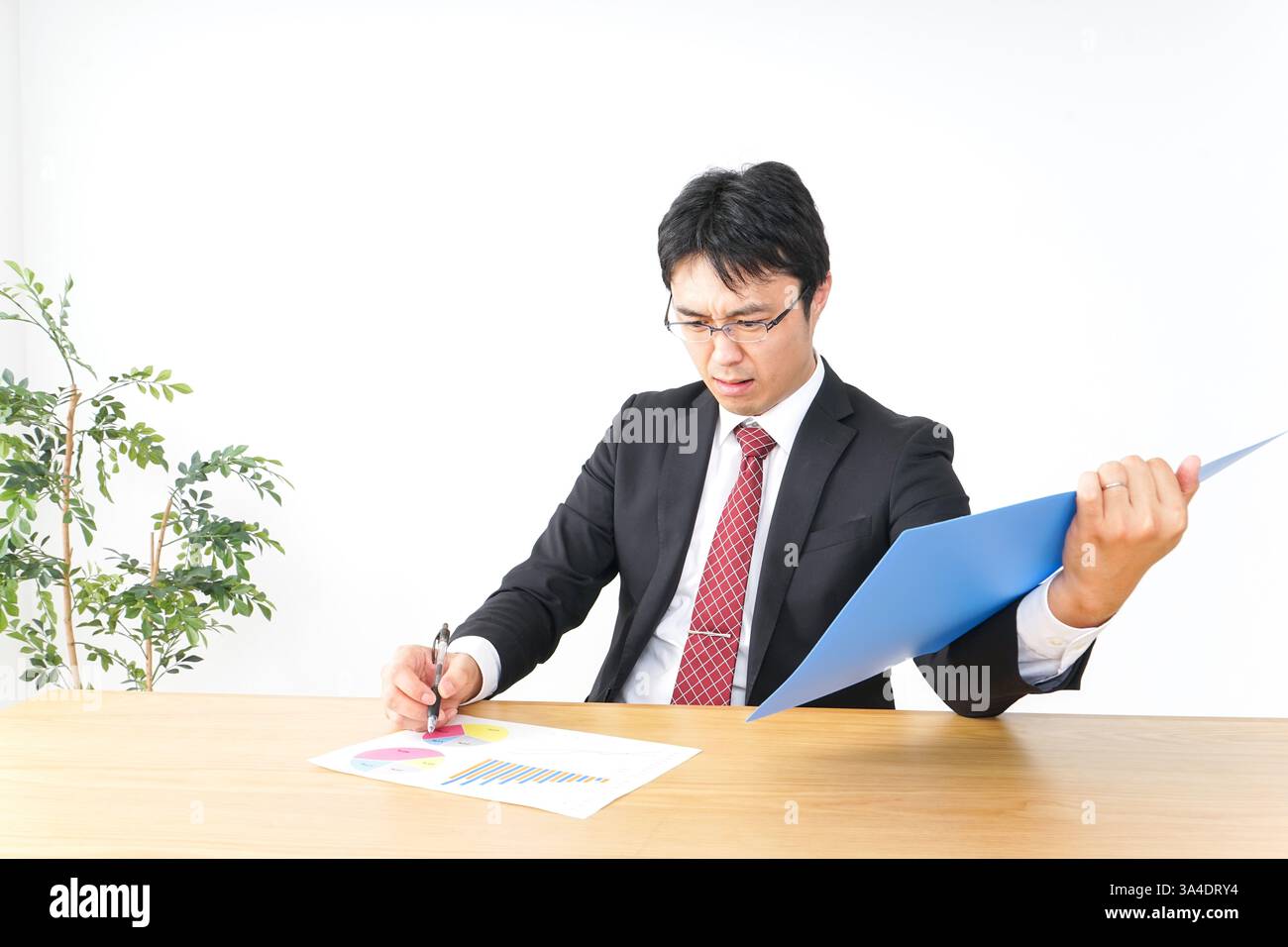 Settlement of accounts, audits and window dressing Stock Photo - Alamy
