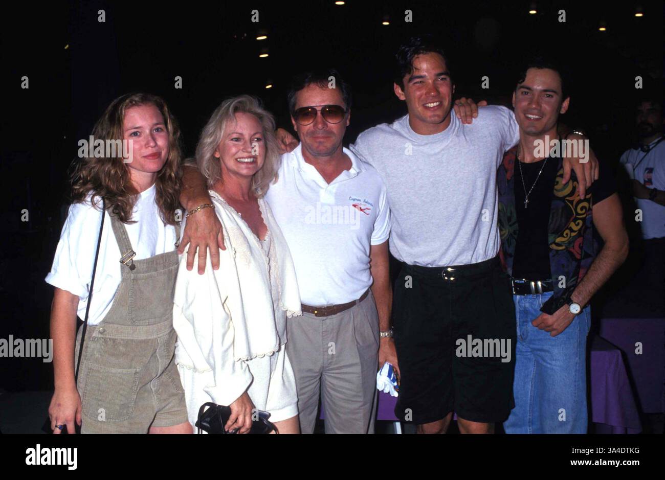 Dean cain with his mother and sister hi-res stock photography and ...