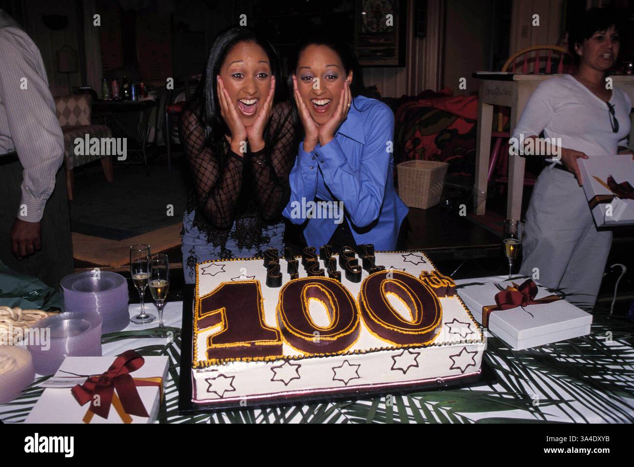 Tia tamera mowry sister, sister hi-res stock photography and images - Alamy