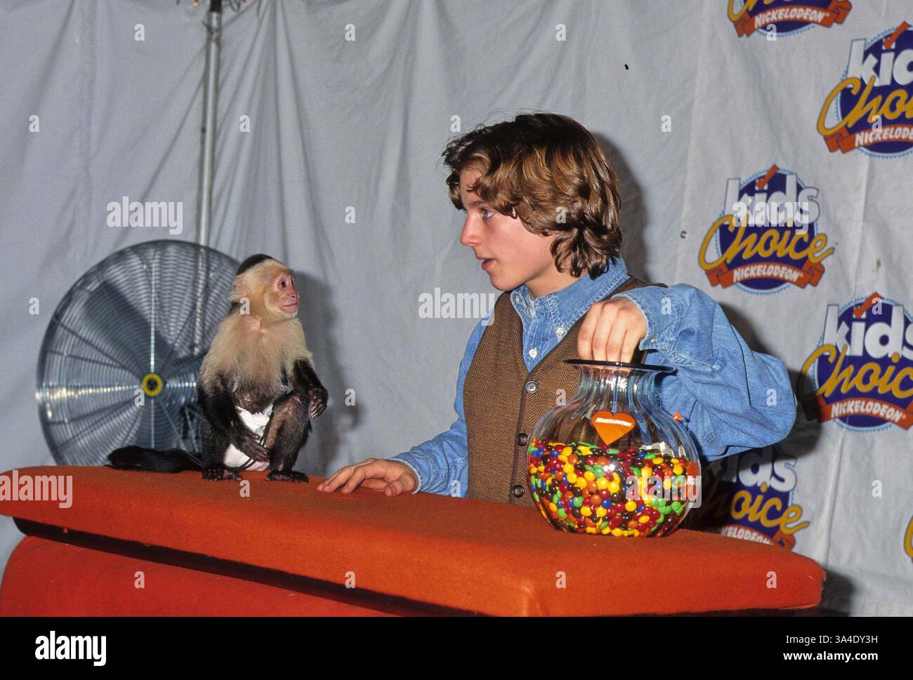 Mar. 18, 2008 - NICKELODEON KIDS CHOICE AWARDS 1996.ELIJAH WOOD, MARCEL THE MONKEY. LISA ROSE ...