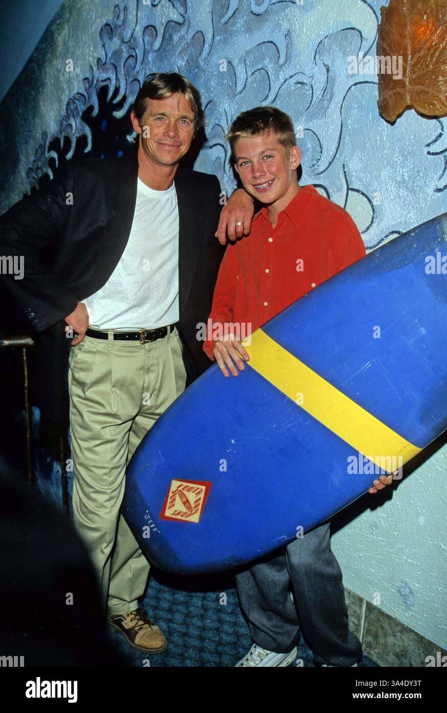 Christopher atkins 1999 hi-res stock photography and images - Alamy