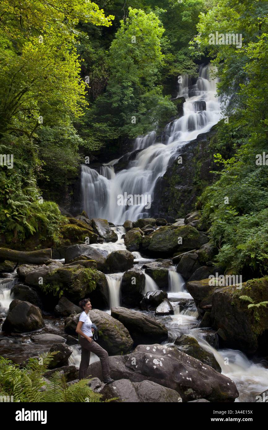 Killarney de cascade de torc hi-res stock photography and images - Alamy