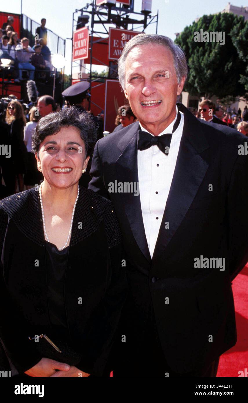 Jan. 1, 2011 - ALAN ALDA AND WIFE ARLENE.1994. LISA ROSE- PHOTOS(Credit ...