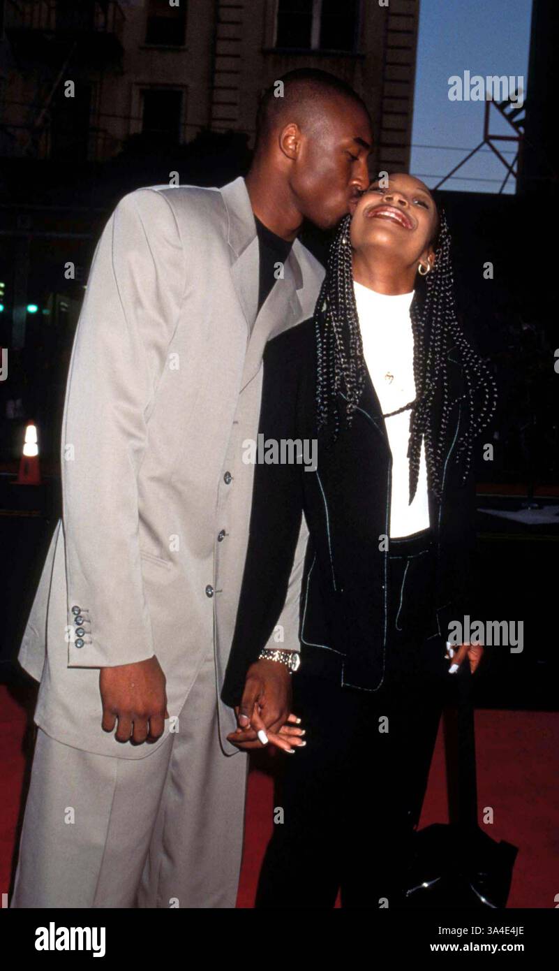 Jan. 1, 2011 - K5289LR. 1996..''ERASER'' PREMIERE IN HOLLYWOOD, CA ...