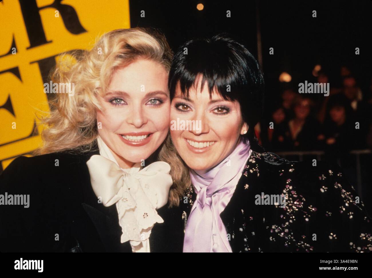Joyce dewitt hi-res stock photography and images - Alamy