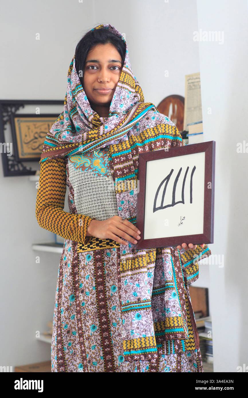 Nov 24, 2013 - Bangalore, India - Hina Siddiqui, one of the calligraphy ...