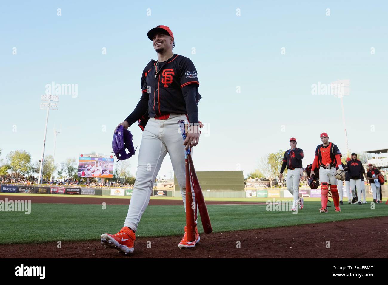 San Francisco Giants' Willy Adames walks to the dugout prior to a ...
