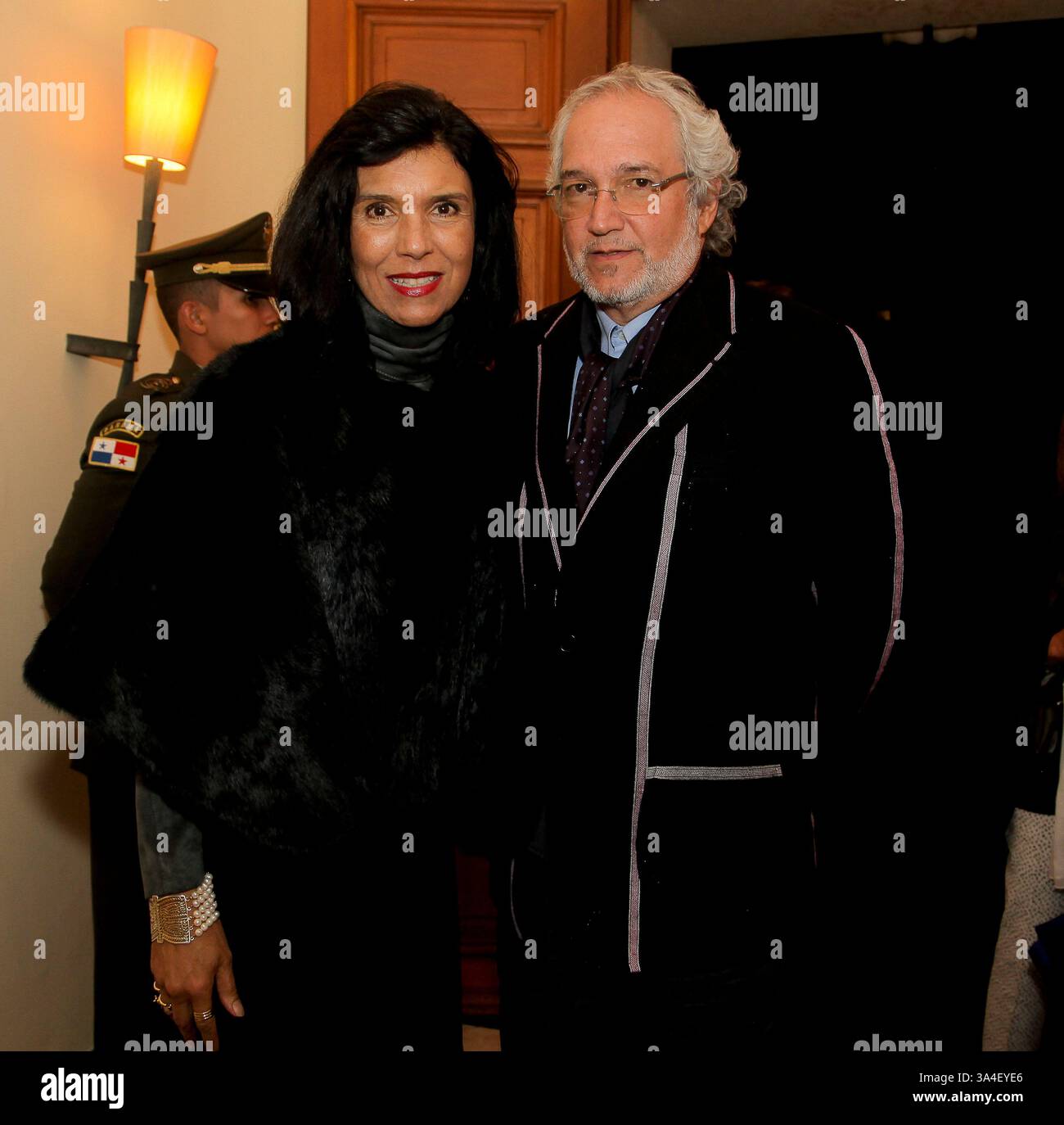 May 21, 2014 - Colombia - Bogotoa Mayo 21 de 2014. En la Casa del Embajador de Francia se ...