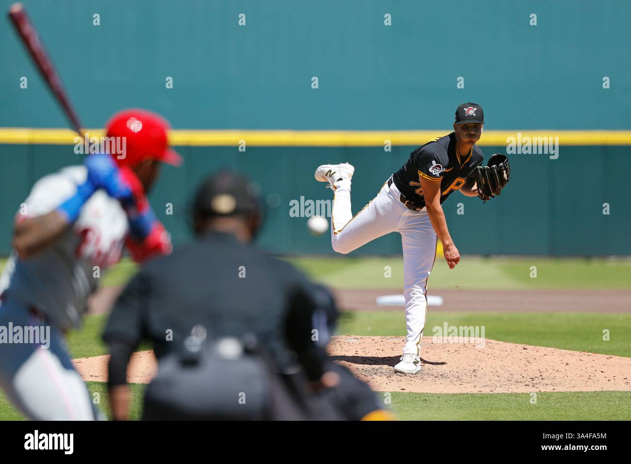 BRADENTON, FL - MARCH 18: Pittsburgh Pirates pitcher Thomas Harrington ...
