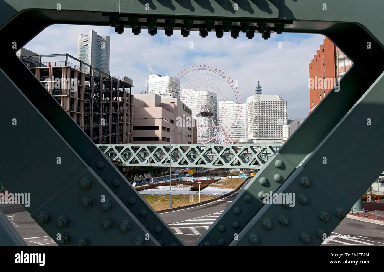An pedestrian overpass called the Shinkou Circle-Walk Bridge is a giant ...