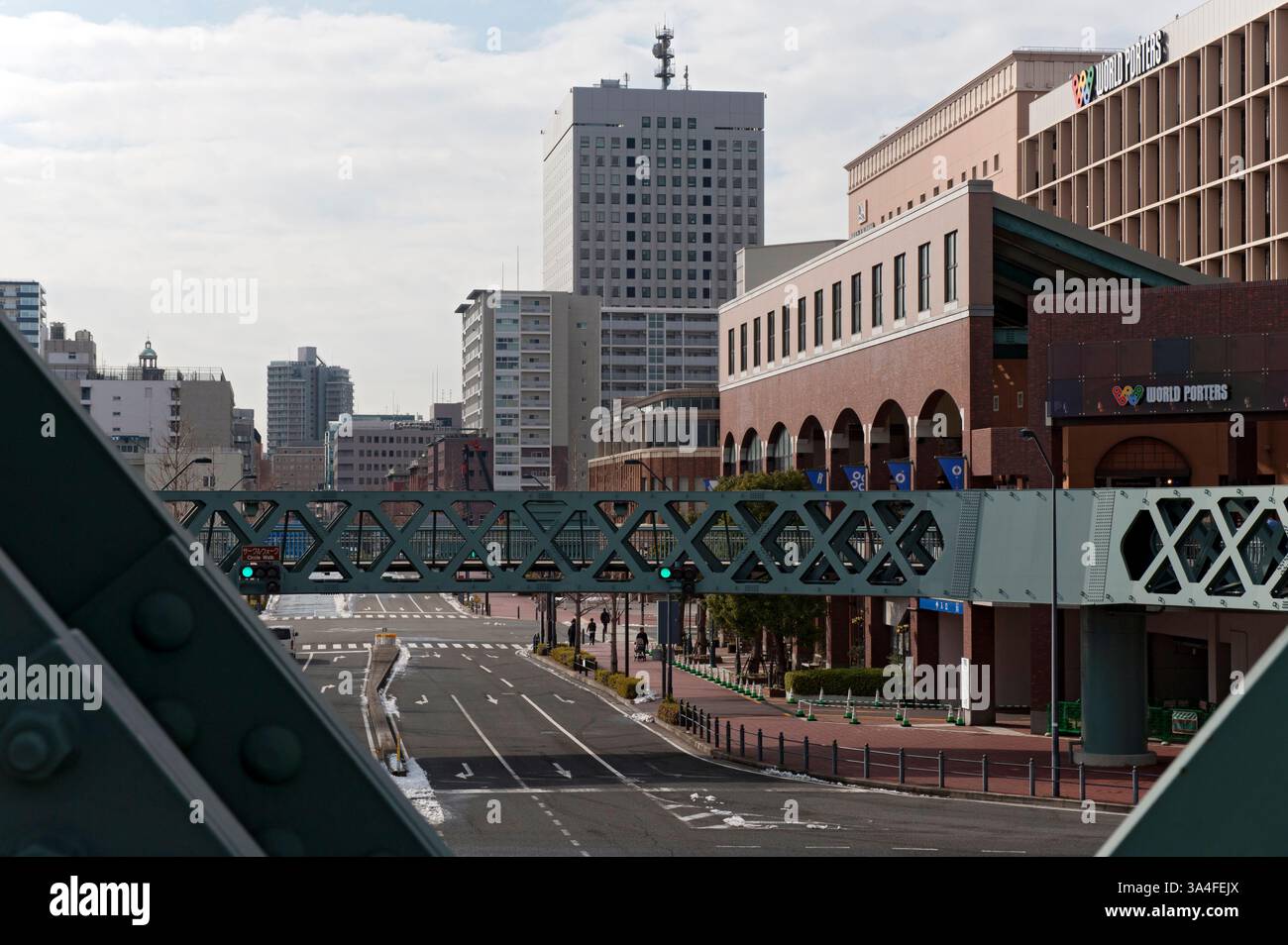An pedestrian overpass called the Shinkou Circle-Walk Bridge is a giant ...
