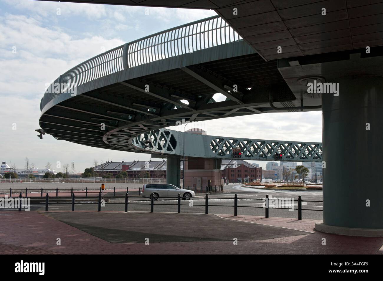 An pedestrian overpass called the Shinkou Circle-Walk Bridge is a giant ...
