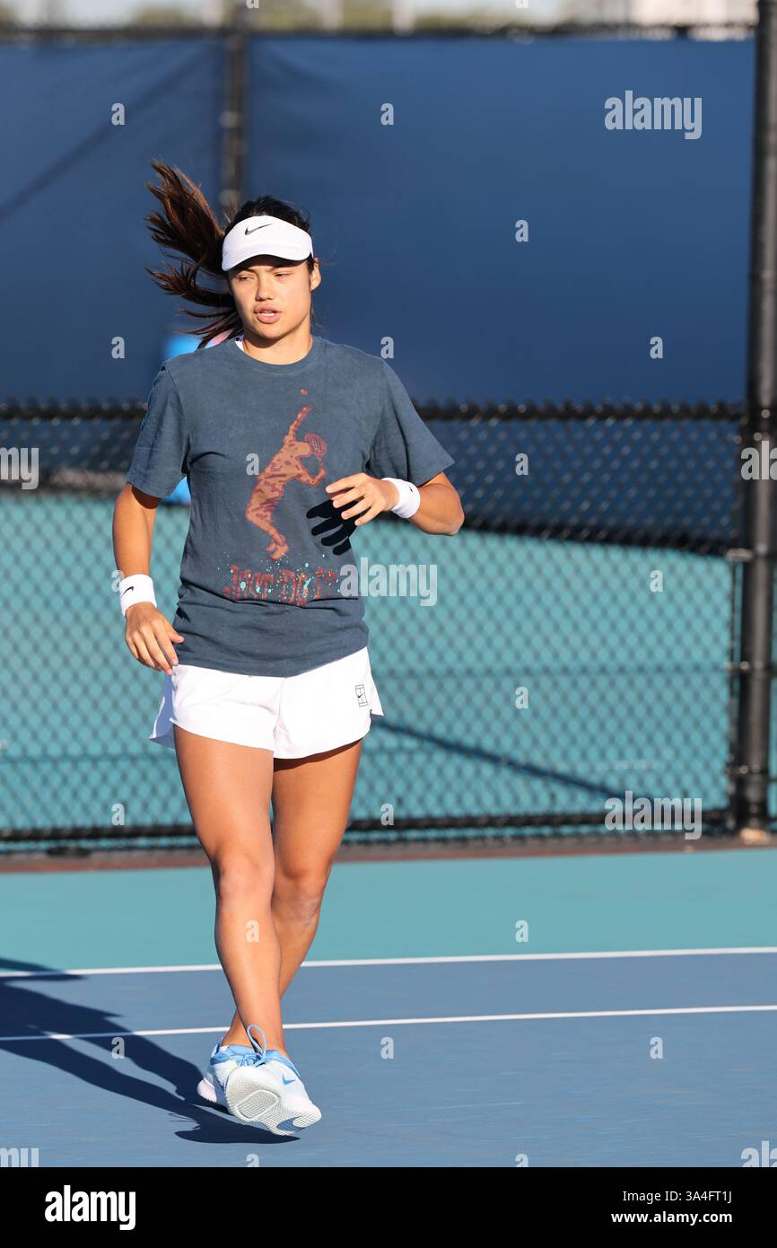 MIAMI GARDENS, FLORIDA - MARCH 18: Emma Raducanu on Day 1 of the Miami ...