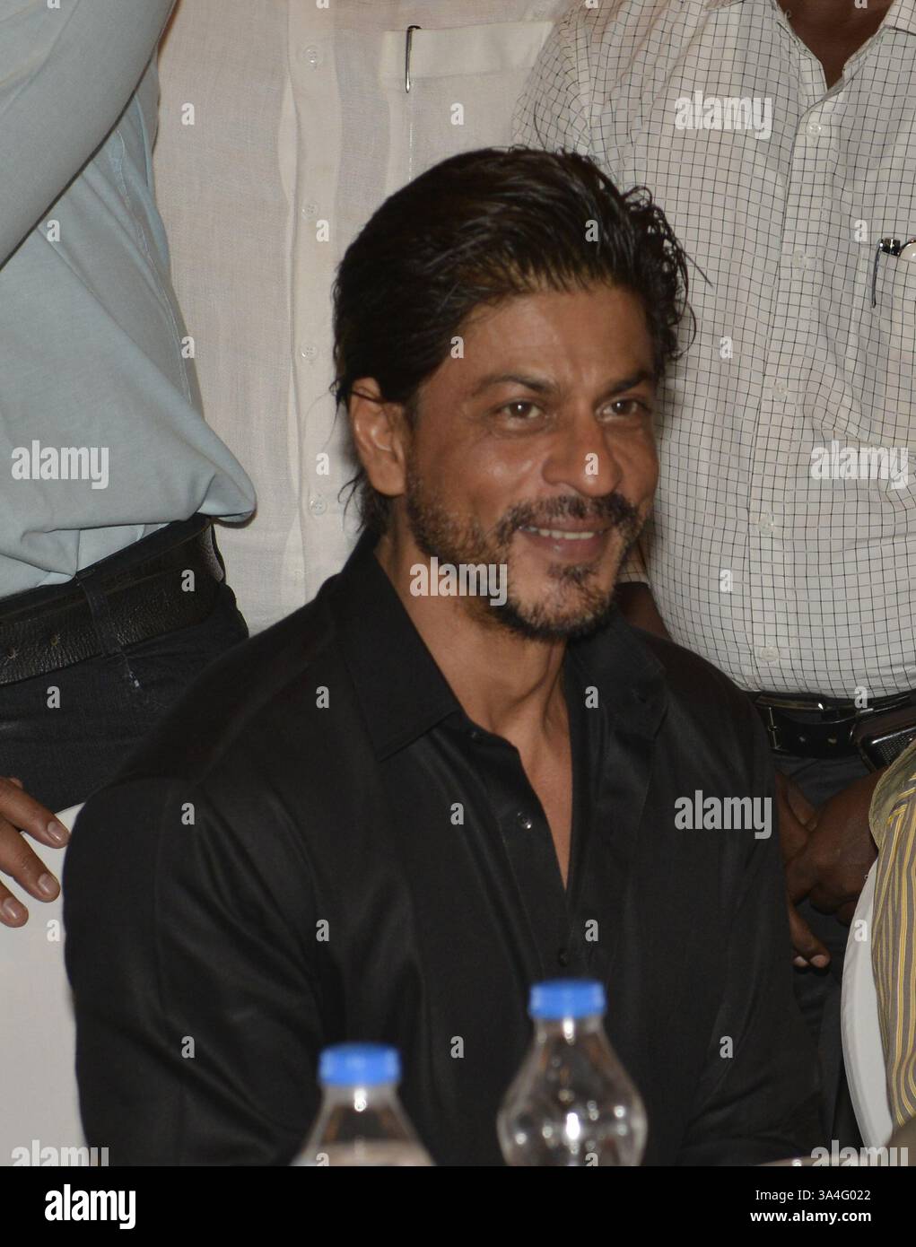 MUMBAI, INDIA â€“ JULY 06: Sharukh Khan at MLA Baba Siddiquiâ€™s annual ...