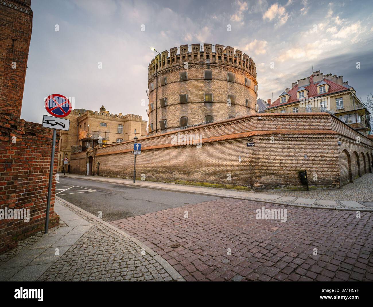 Okraglak Detention Center stands as a prominent architectural feature ...