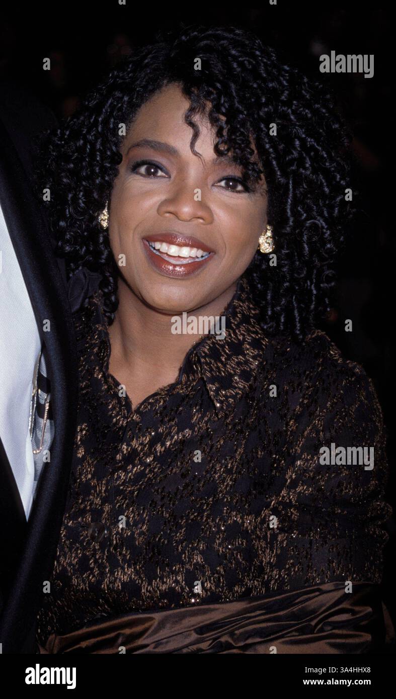 Jan 11, 1998; Los Angeles, CA, USA; Talk show host OPRAH WINFREY ...
