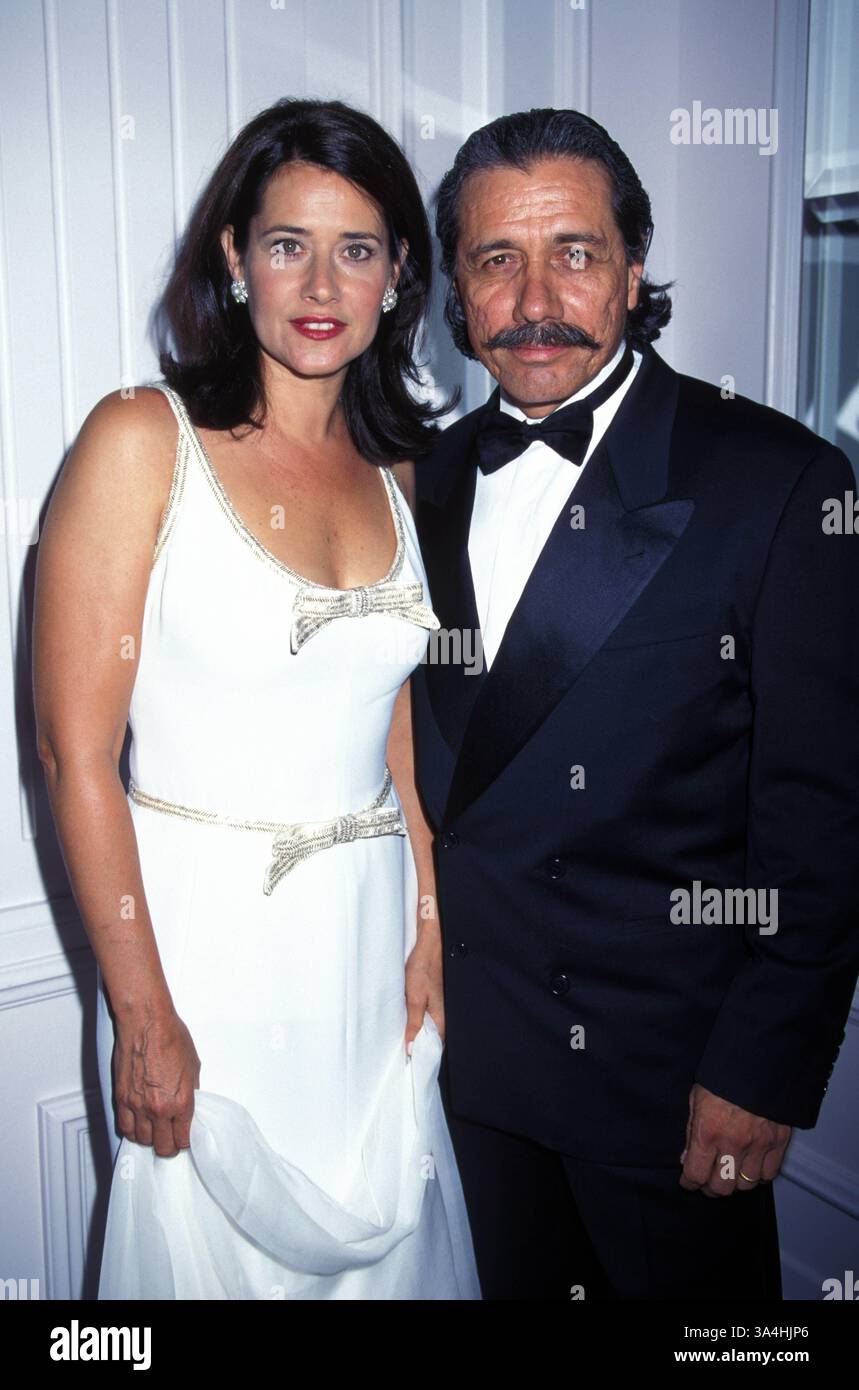 Jan 28, 1999; Los Angeles, CA, USA; (File Photo: Date and Location ...