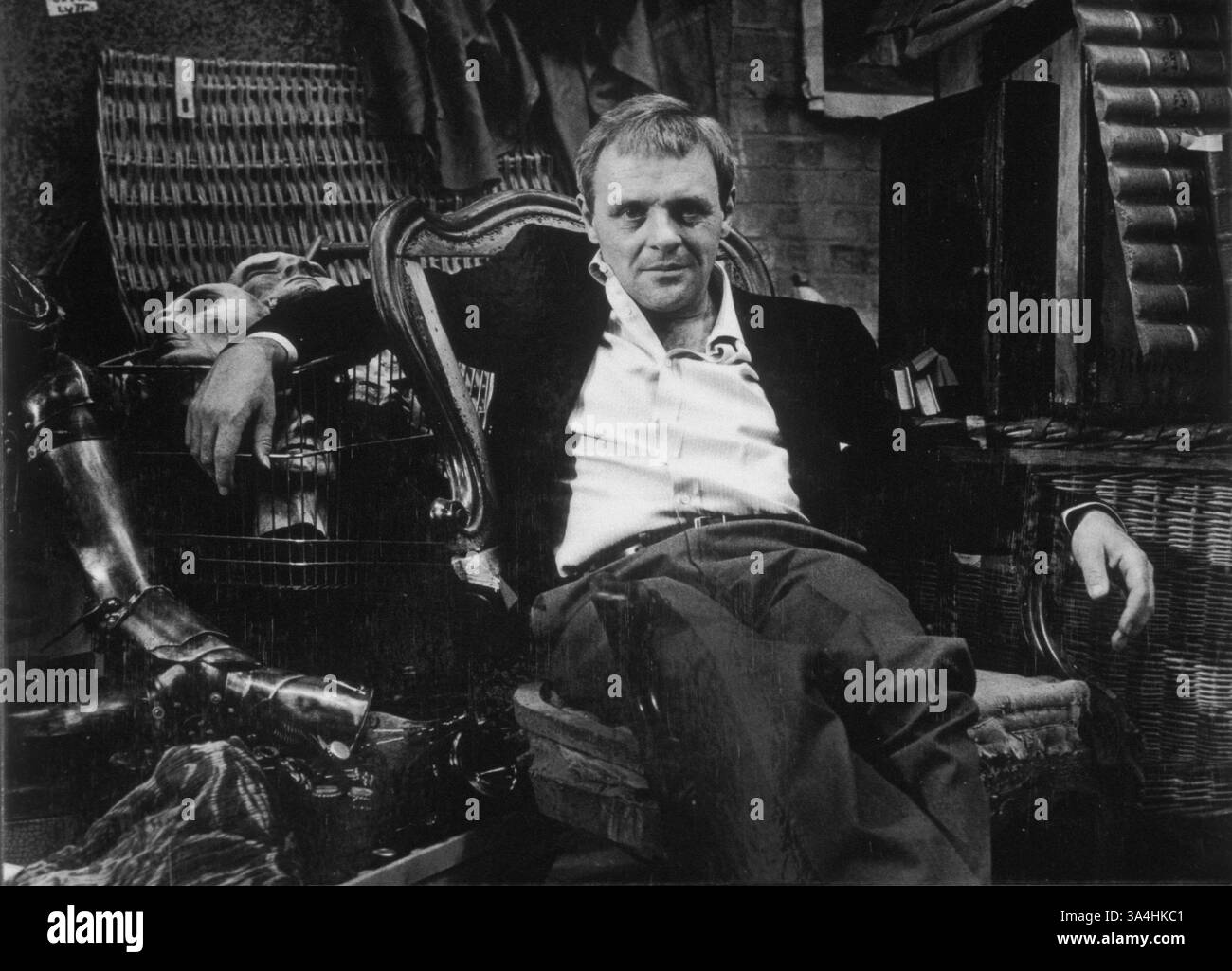 Sep 09, 1999; London, England, UK; (FILE PHOTO) Actor ANTHONY HOPKINS ...
