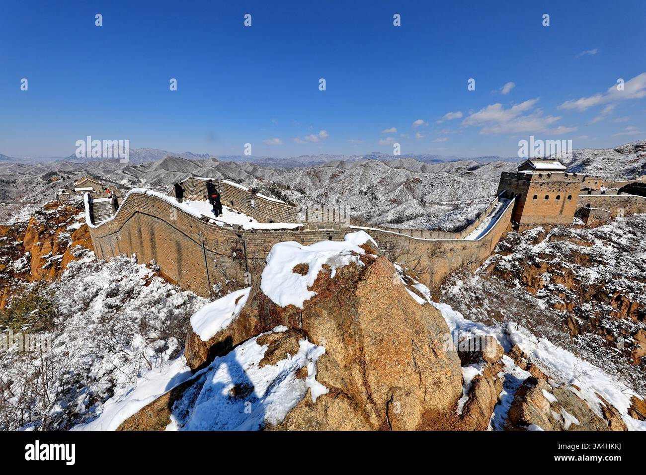 Aerial photo shows the snow scenery of the Jinshanling great wall in ...