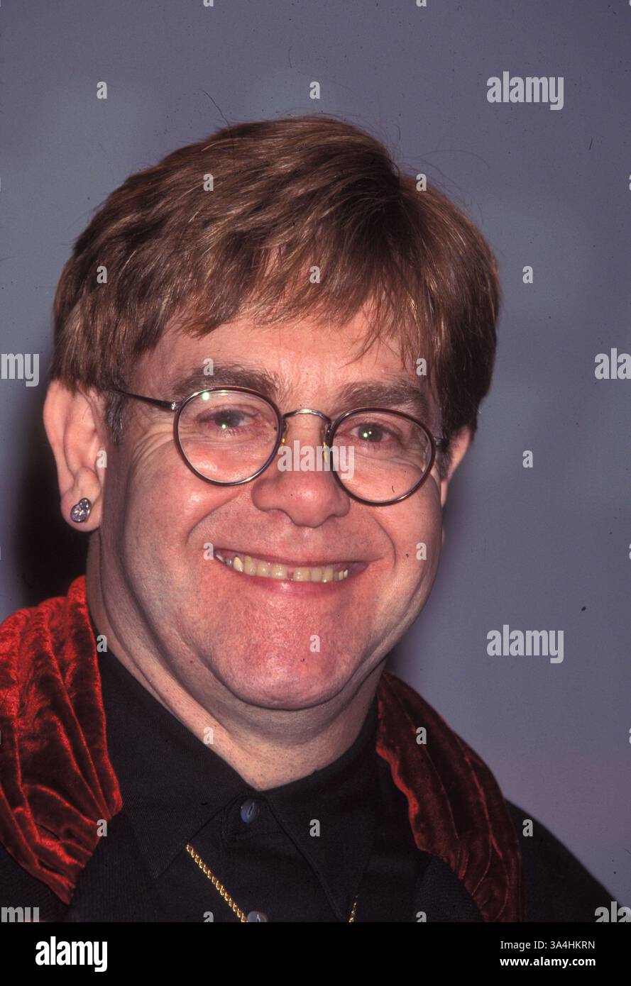 Singer ELTON JOHN Stock Photo - Alamy