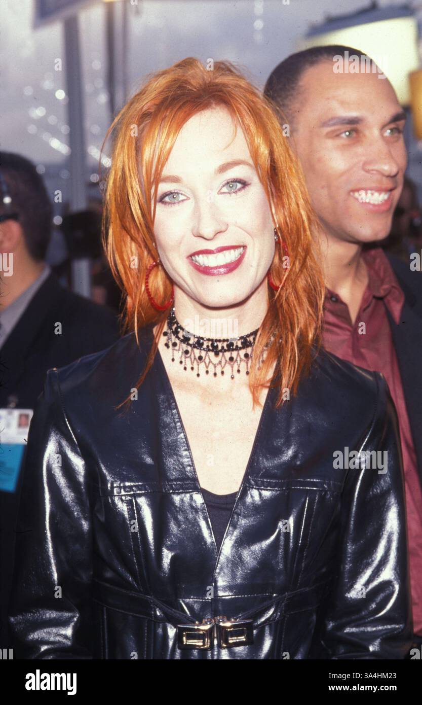 Feb 23, 2000; Los Angeles, CA, USA; Singer ERIN HAMILTON @ the 2000 ...