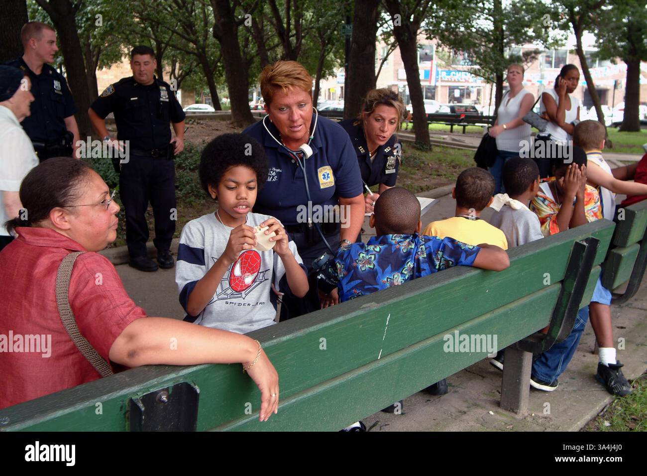 Aug. 7, 2003 - Queens, NY, USA - K32213NS SD0807.Several children being ...