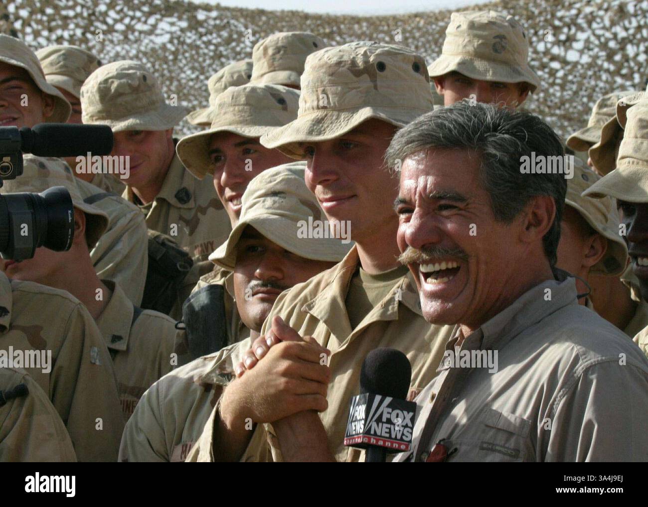 Geraldo rivera afghanistan hi-res stock photography and images - Alamy