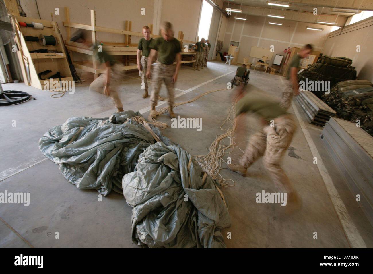 Paraloft platoon hi-res stock photography and images - Alamy