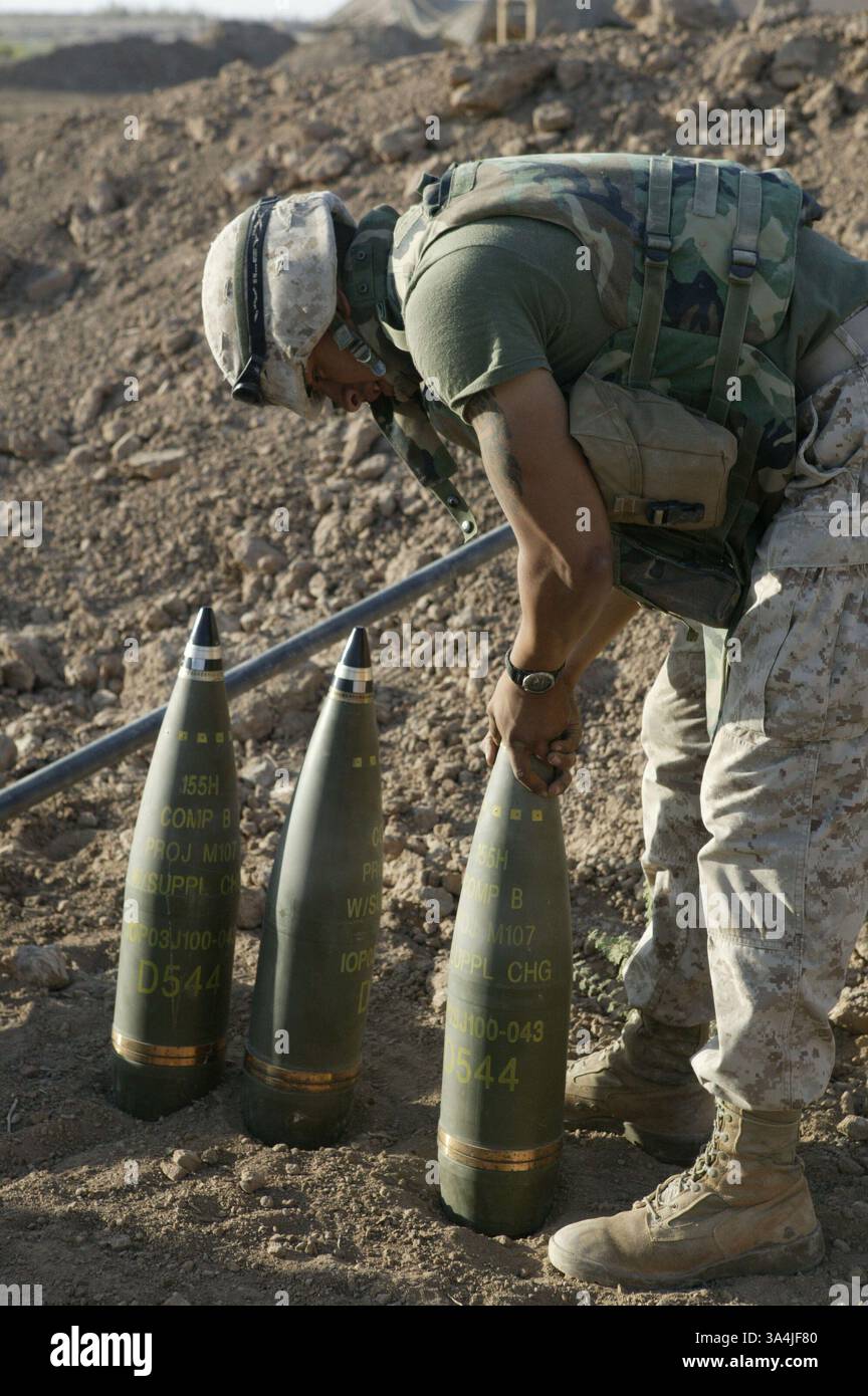 Aug 18, 2004; Fallujah, Iraq; Lance Cpl. RICHARD ESCOBAR, an ...