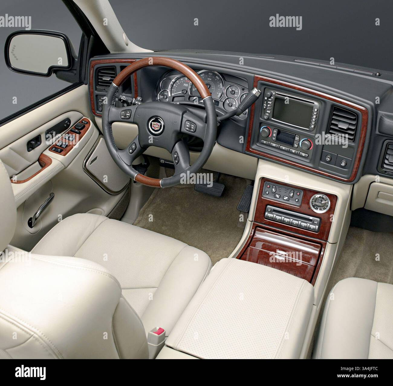Aug 22, 2004; Los Angeles, CA, USA; The 2005 Cadillac Escalade ESV ...