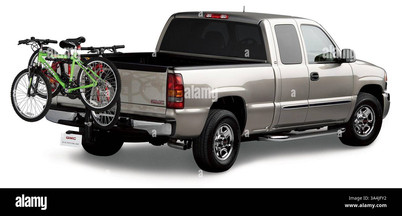 Aug 22, 2004; Los Angeles, CA, USA; The GMC Sierra 2500 HD Extended Cab ...