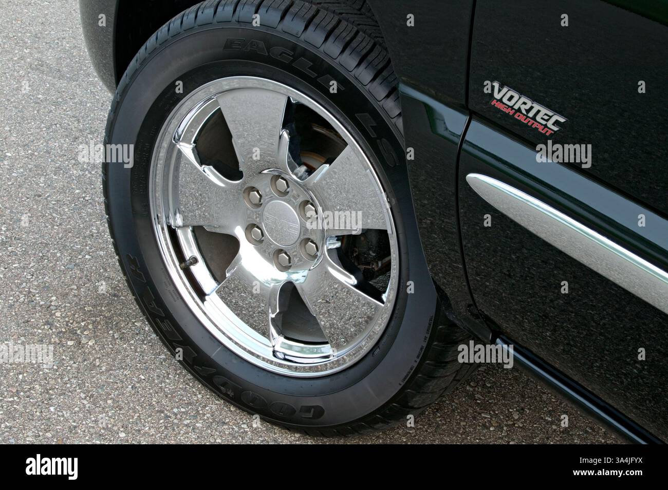 Aug 22, 2004; Los Angeles, CA, USA; The 2004 GMC Sierra Performance ...