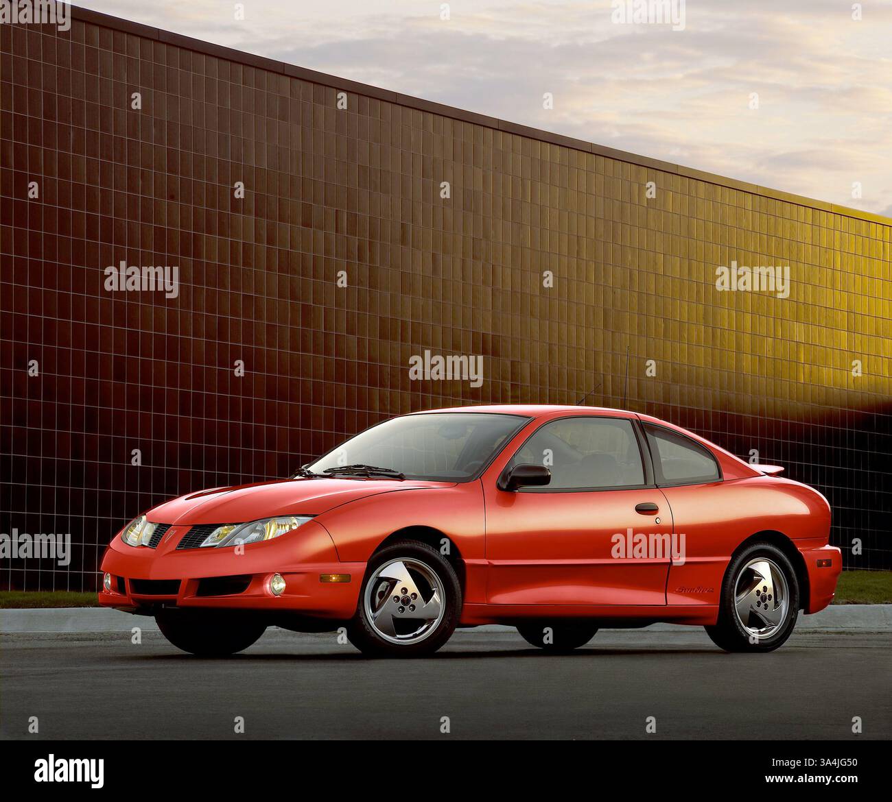 Pontiac sunfire hi-res stock photography and images - Alamy