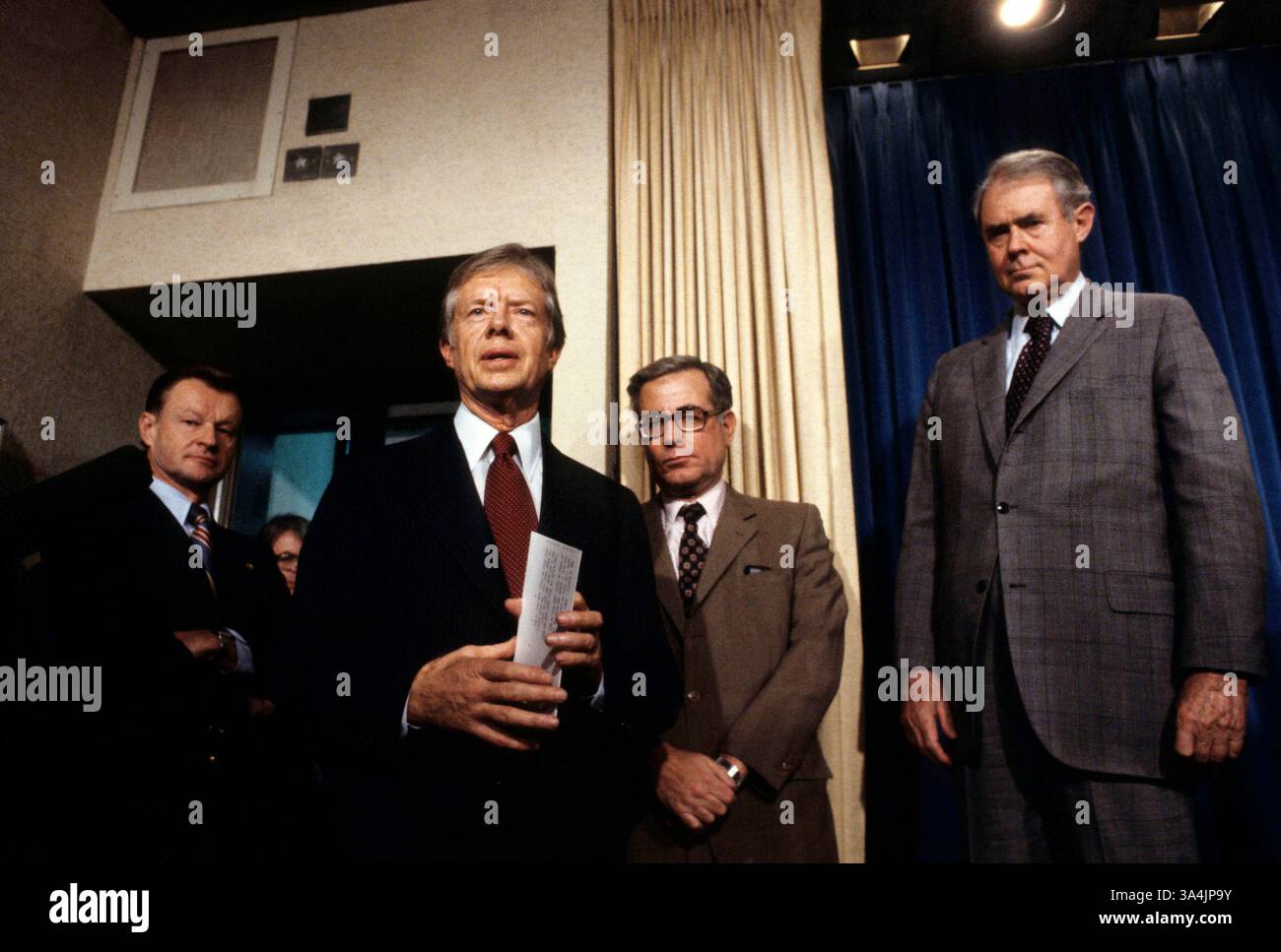 Nov 16, 2004; Washington, DC, USA; (File Photo. Date Unknown) Former U ...