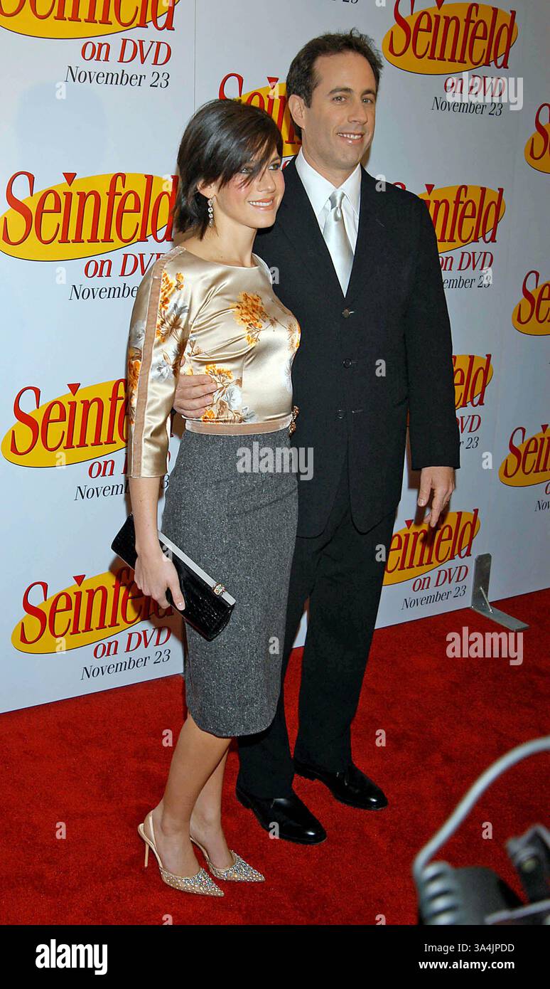 Jerry seinfeld and jessica sklar hi-res stock photography and images ...