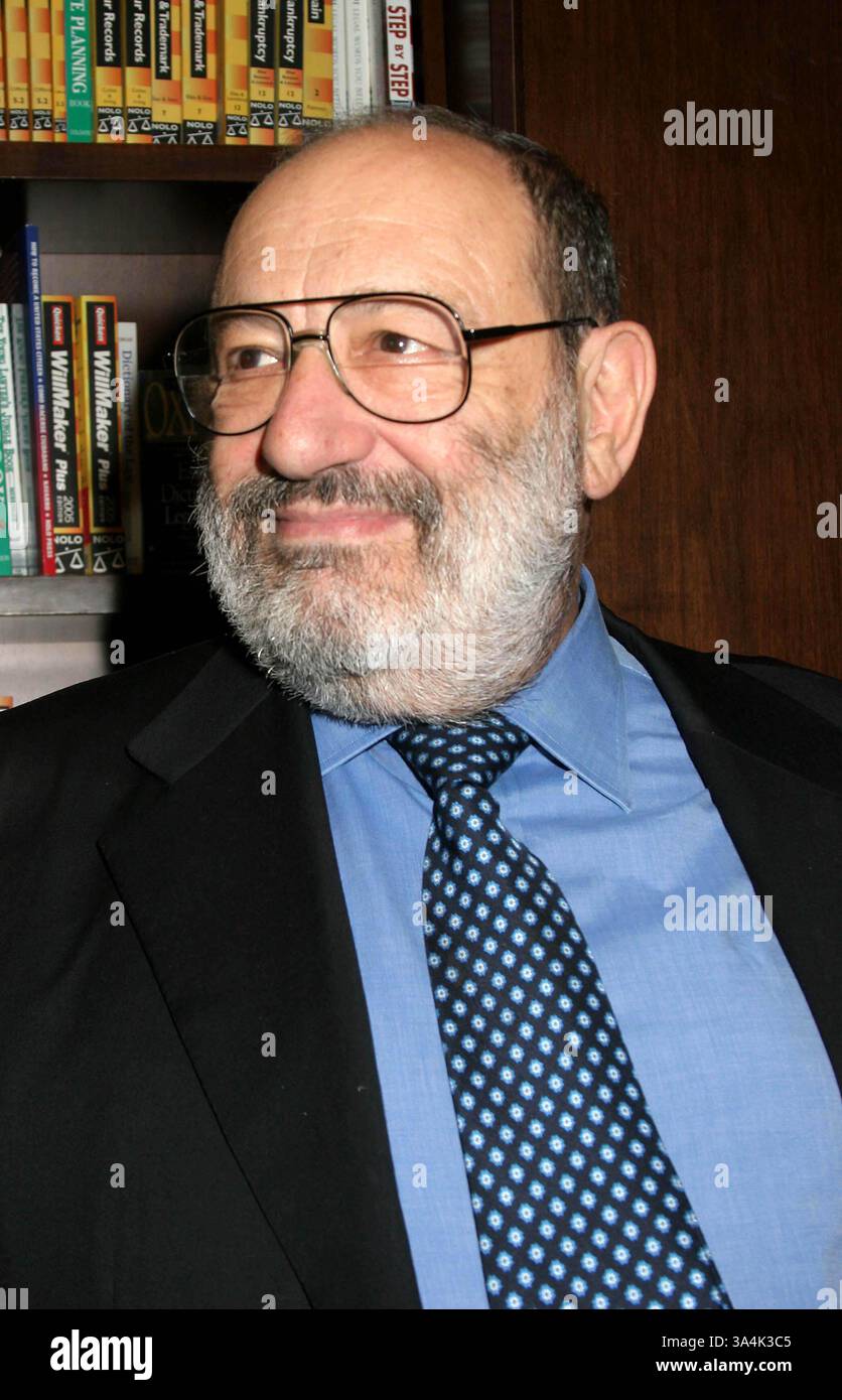 June 3, 2005 - K43547TM.UMBERTO ECO SIGNS HIS NEW BOOK '' THE ...