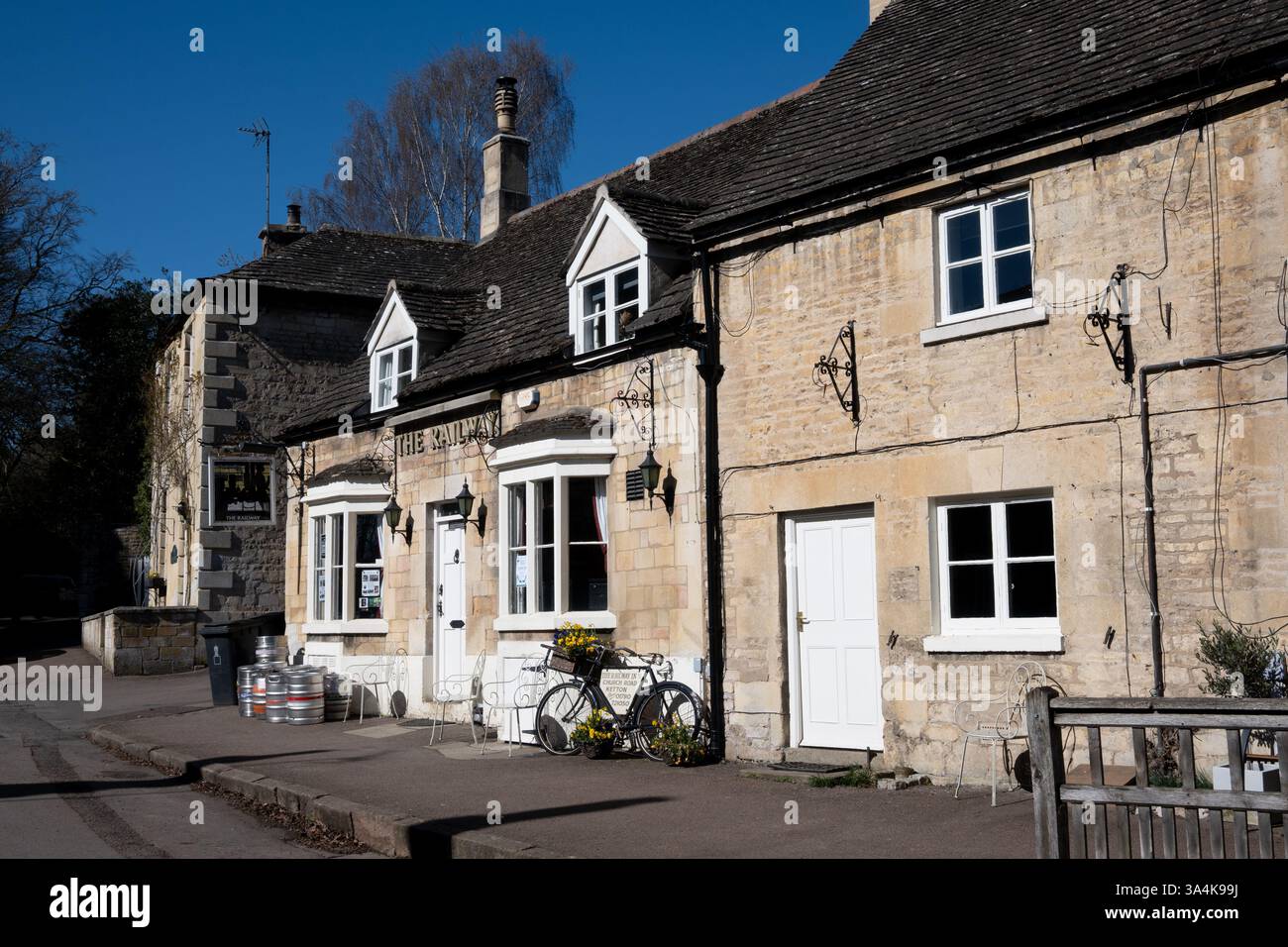 The Railway Inn, Ketton, Rutland, England, UK Stock Photo - Alamy