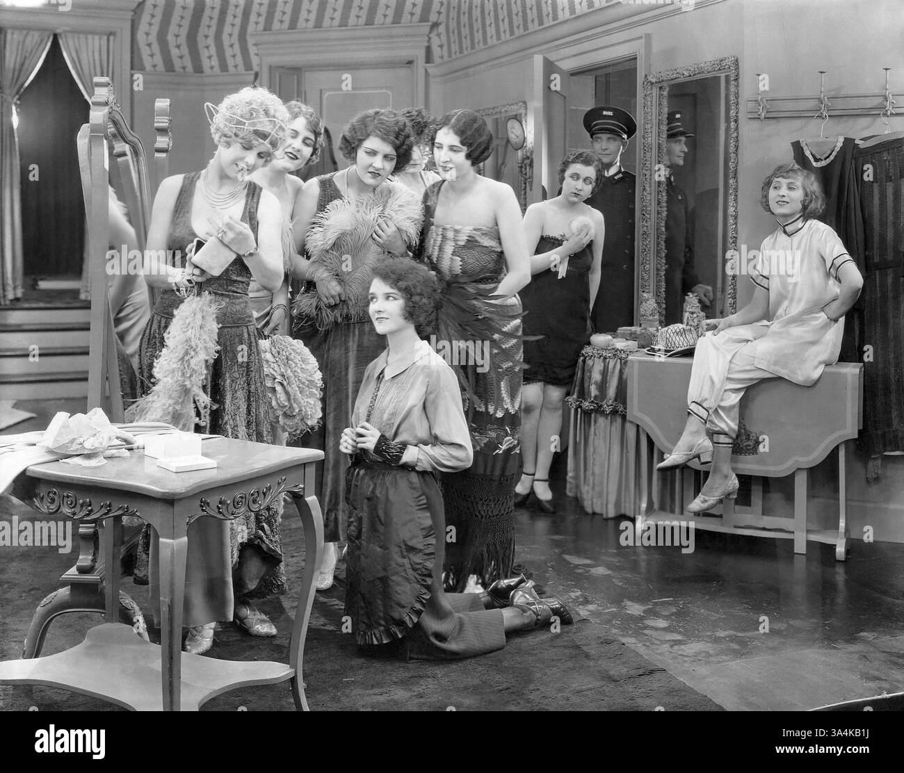 Mary philbin hi-res stock photography and images - Alamy