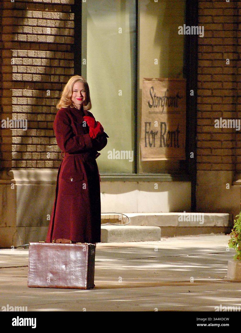May 17, 2007 - K53060JG .''LEATHERHEADS'' BEING FILMED IN STATESVILLE ...