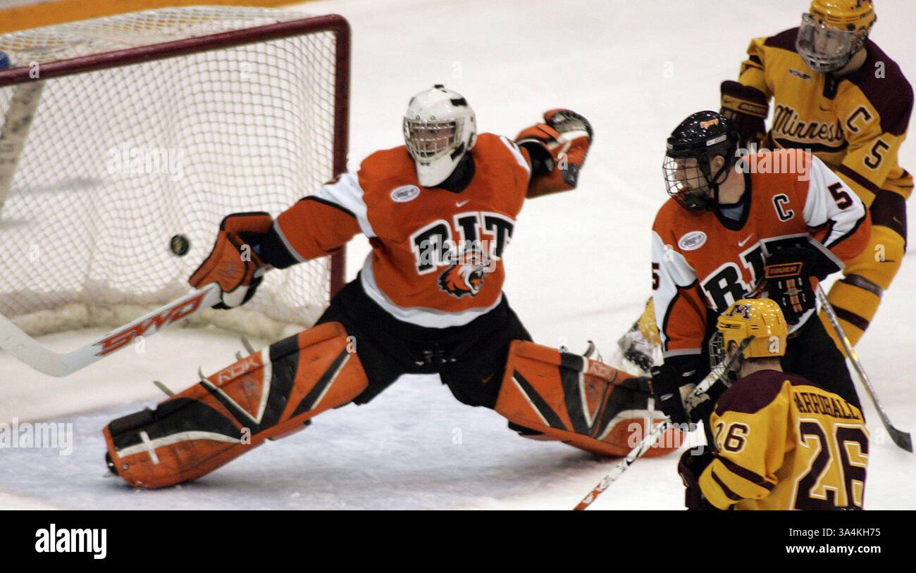 Jan. 28, 2008 - Minnesota Gophers Derek Peltier (5) and Jay Barriball ...