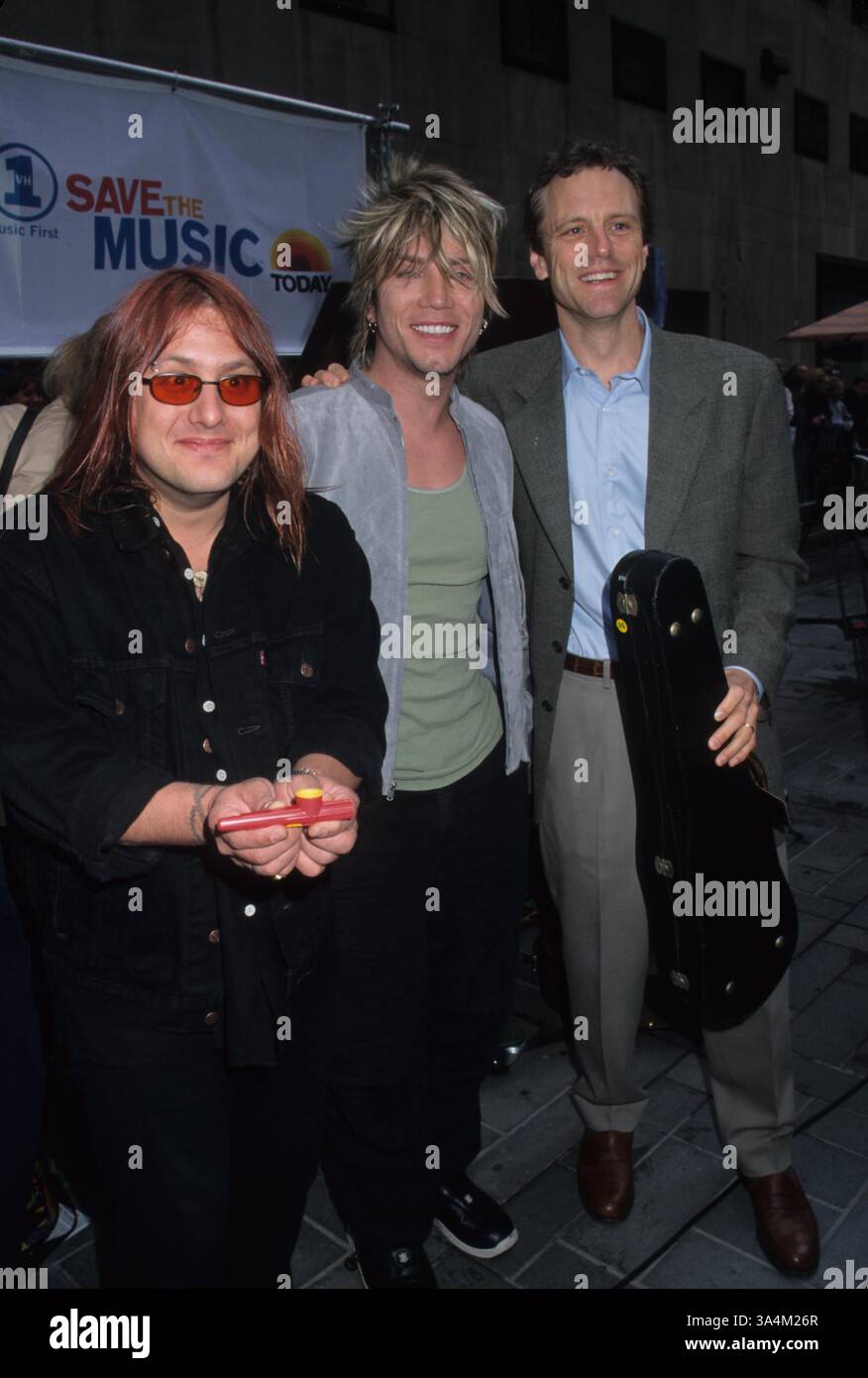 GOO GOO DOLLS with VH1's John Sykes.VH1 Save the Music Today Show ...