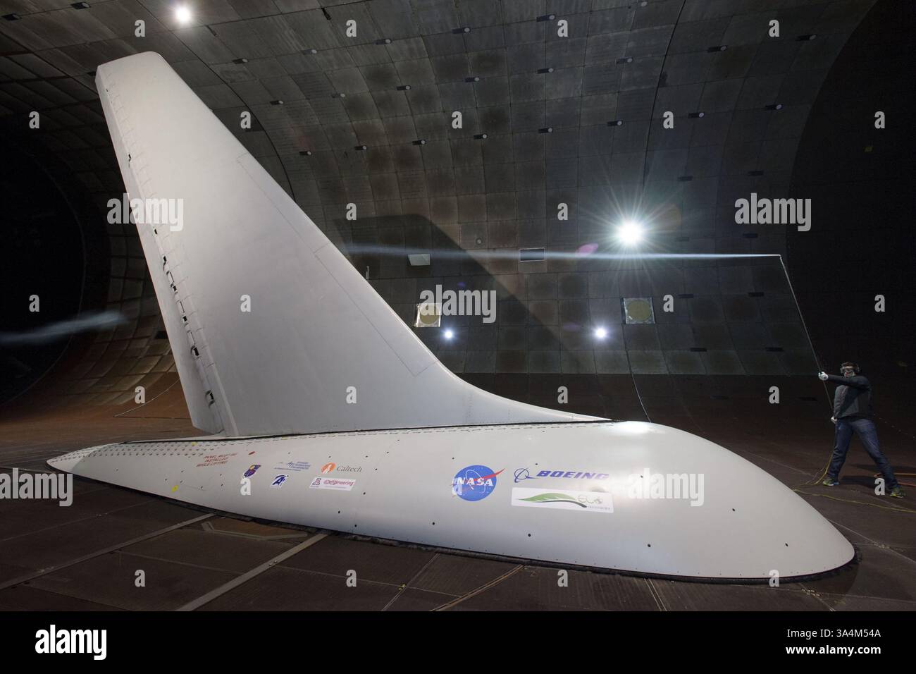 Nov. 4, 2013 - NASA recently tested a full-sized tail from a 757 ...