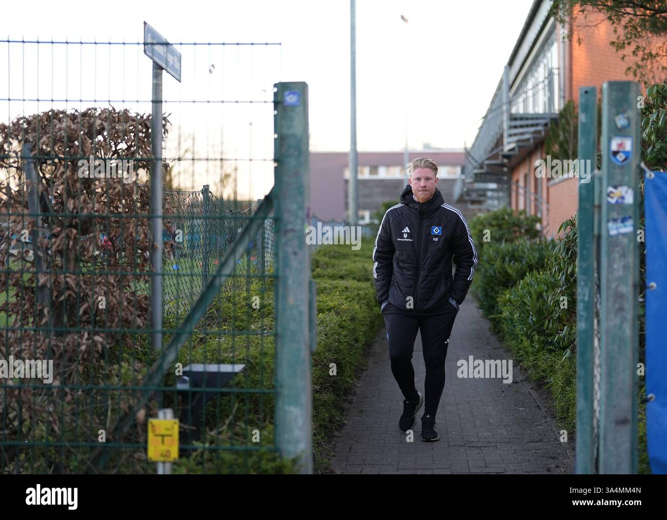 Norderstedt, Germany. 18th Mar, 2025. Soccer: Women, DFB Cup, Hamburger ...