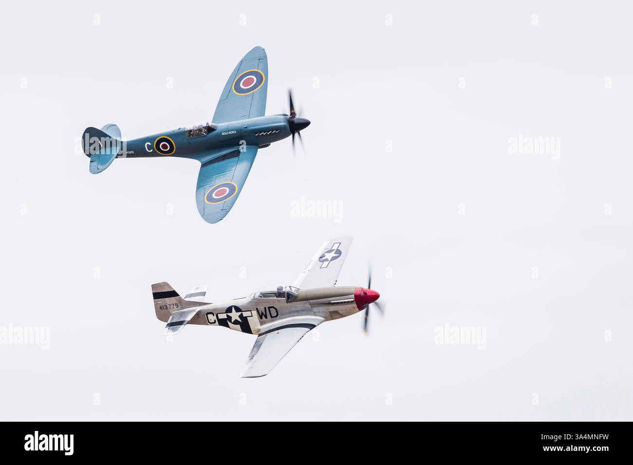 Supermarine Spitfire and a P-51d Mustang Stock Photo - Alamy
