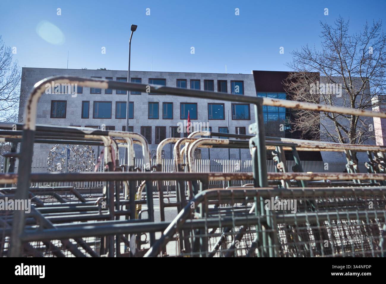 Istanbul, Turkey. 19th Mar, 2025. Barriers are in place at the Turkish ...