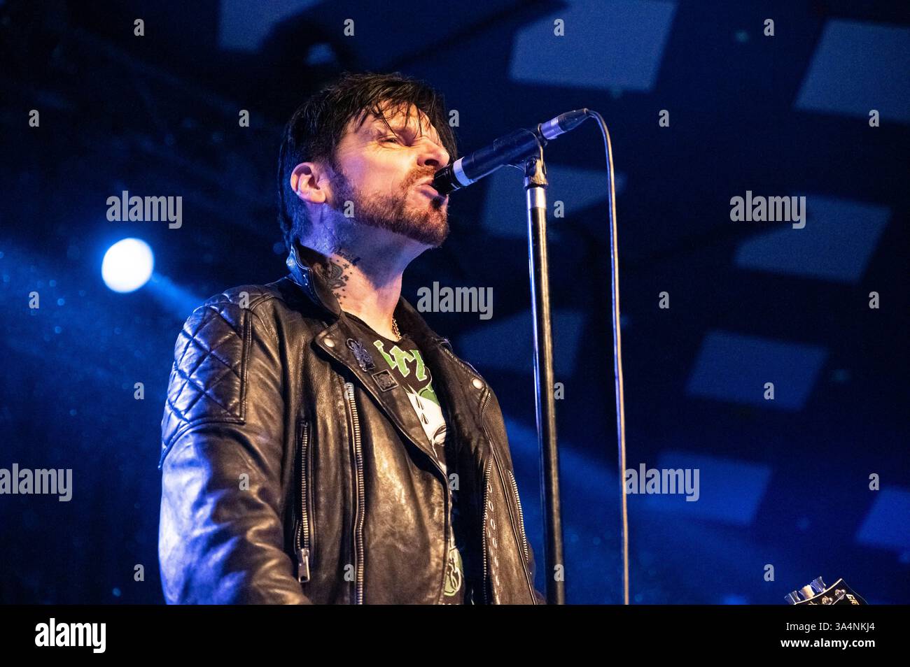 Ricky Warwick performing with Ricky Warwick and the Fighting Hearts at ...