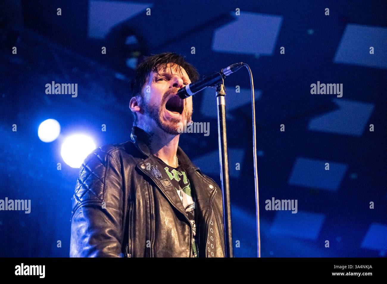 Ricky Warwick performing with Ricky Warwick and the Fighting Hearts at ...