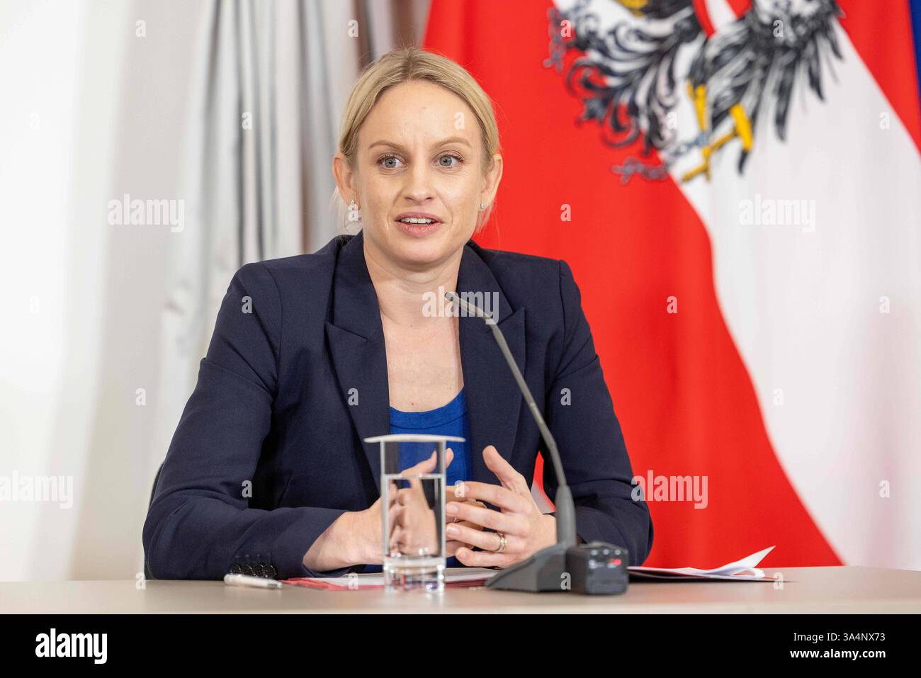 20250319 Doorstep vor und Pressefoyer nach dem Ministerrat der ...