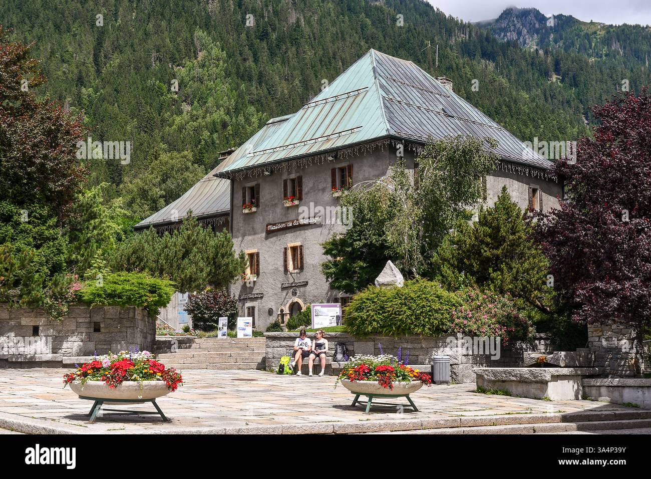 The Mountain House, founded in 1972 by the alpine guide Gérard ...